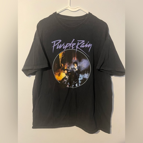 Prince | Shirts | Prince Purple Rain Tshirt Sz L | Poshmark